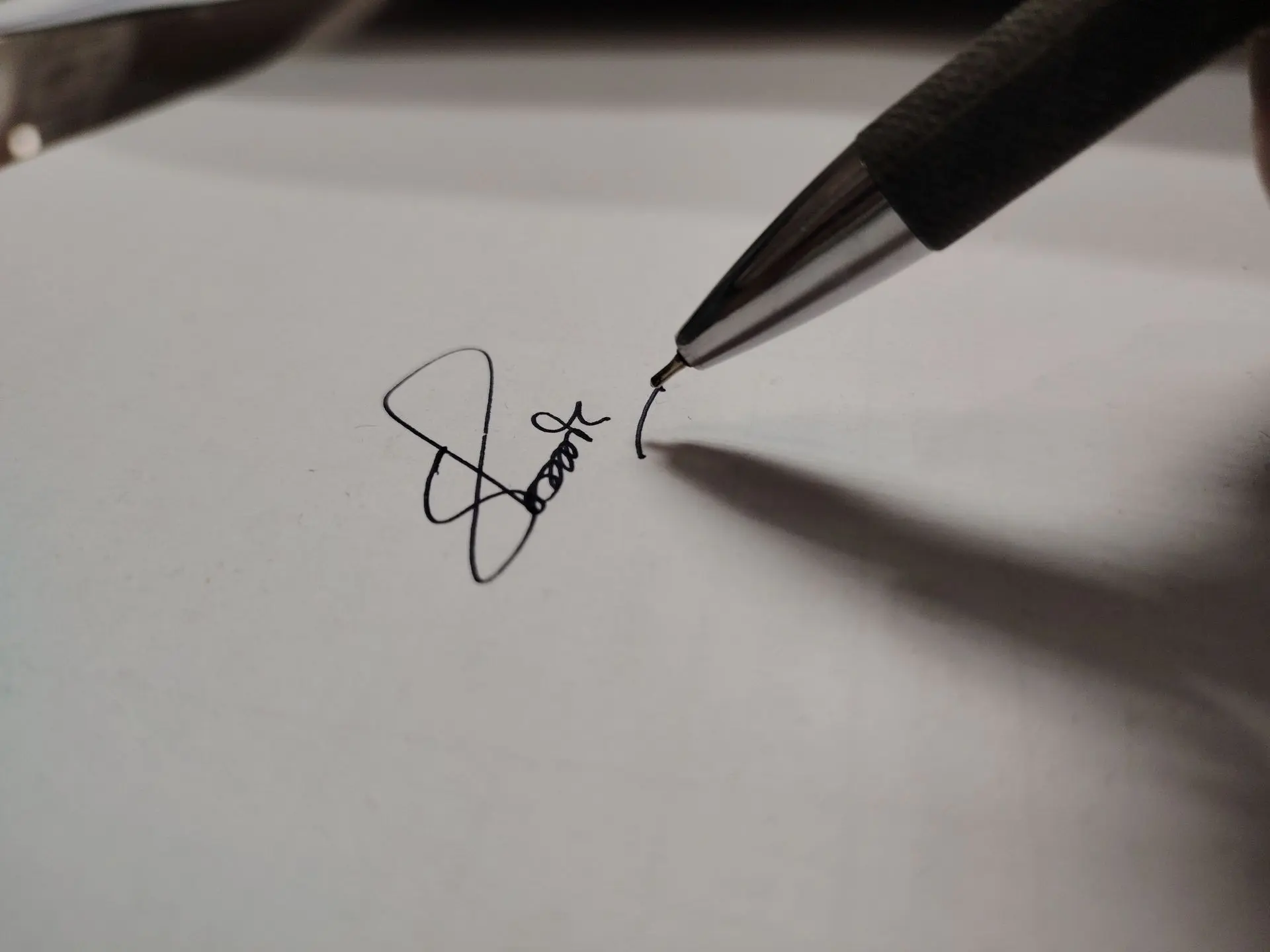 Signature électronique Odoo : sans DocuSign ni Enterprise
